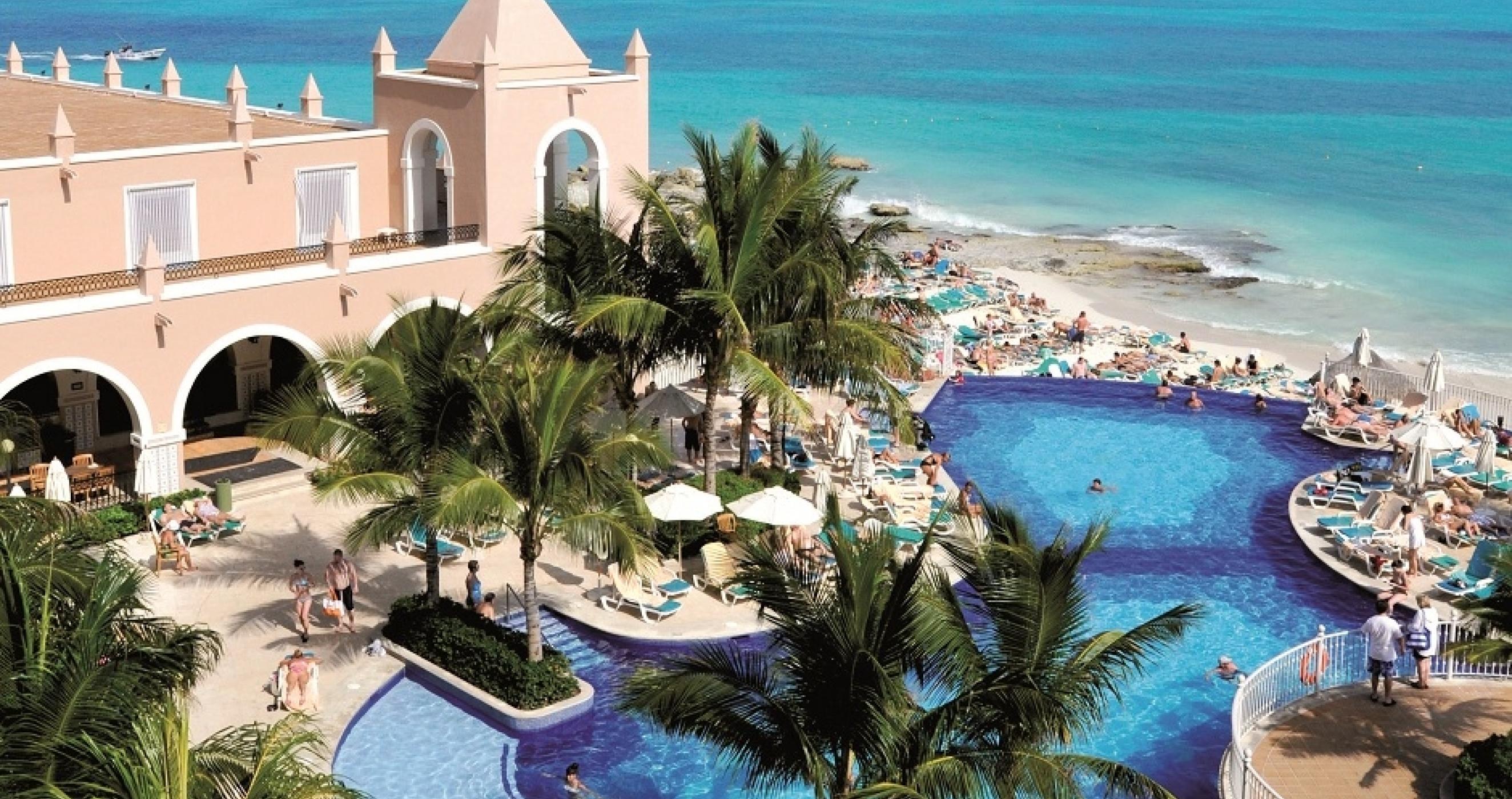 Riu Cancun | NOW TRAVEL + CRUISE