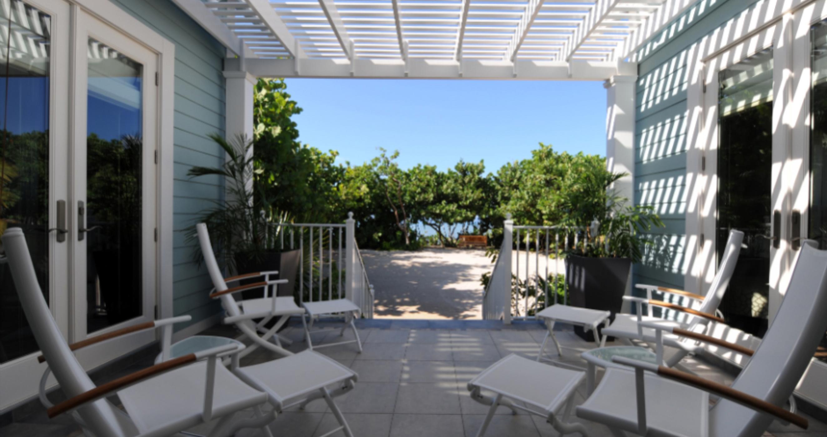 Cotton Tree | NOW TRAVEL + CRUISE