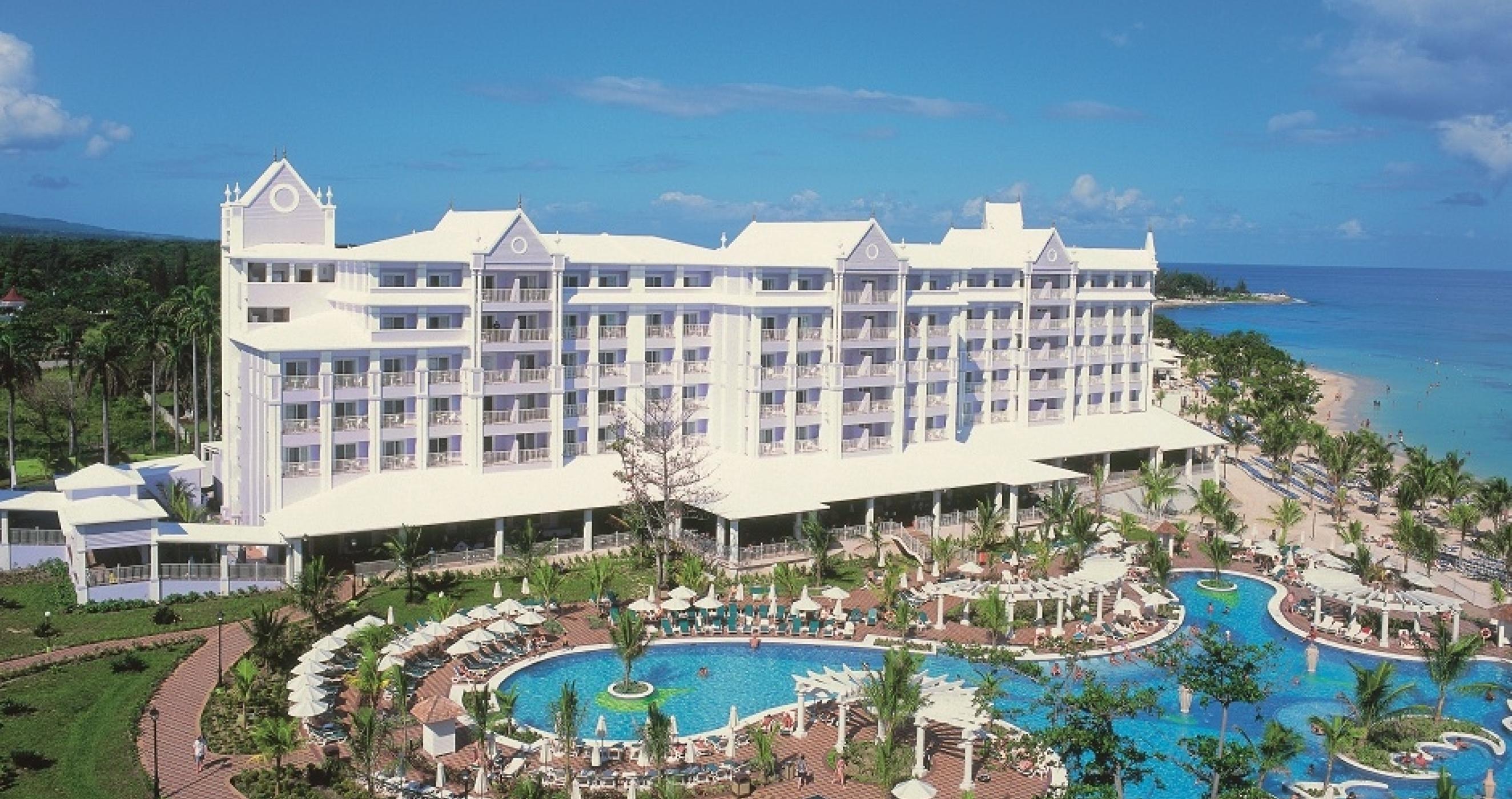 Riu Ocho Rios | NOW TRAVEL + CRUISE